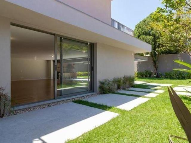 Casa com 371m², 4 Suítes, 6 Vagas, à venda por R$ 8.390.000,00 ou Aluguel por R$ 45.000,00/mês Alt