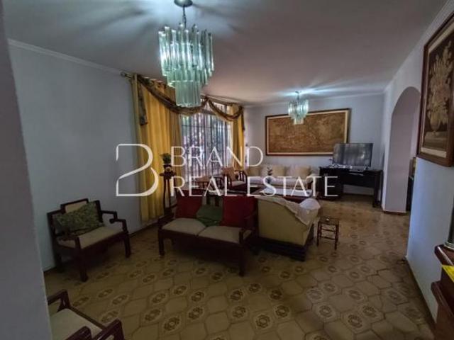 Casa com 390 m², 2 quartos sendo 1 suíte à venda no bairro Alto da Lapa