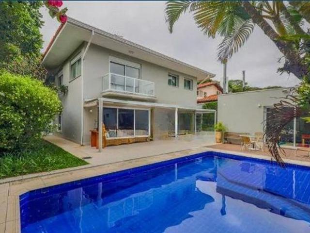 Casa com 397 m², 4 quartos sendo 4 suítes à venda no bairro Alto de Pinheiros