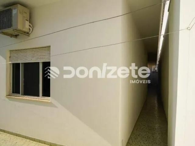 Aluguel: Casa Residencial em Santo André – 3 Dormitórios, 4 Vagas, Vila Santa Teresa