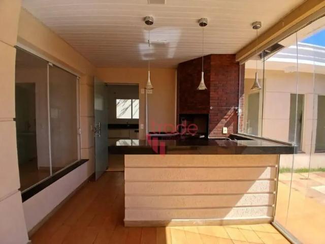 Casa com 3 dormitórios para alugar, 228 m² por R$ 8.823,83/mês Vila do Golf Ribeirão Preto/SP