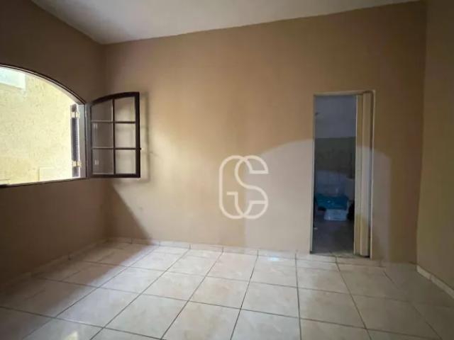 Casa com 3 dormitórios para venda ou locação no Parque Stella