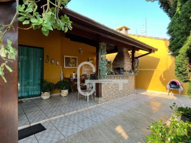 Casa com 3 dormitórios à venda, 153 m² por R$ 550.000,00 Jardim Casablanca Peruíbe/SP