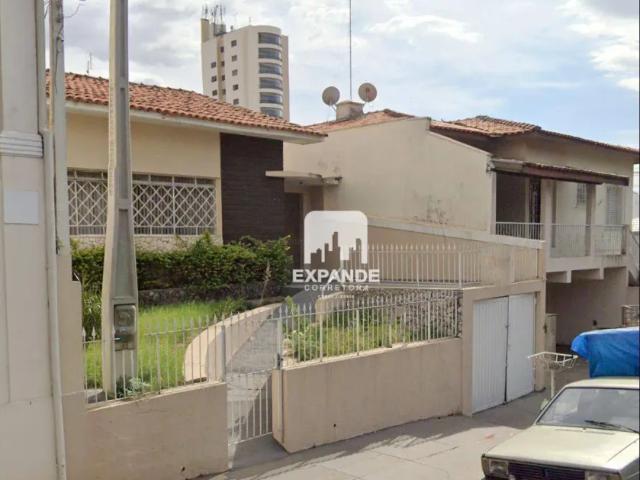 Casa com 3 dormitórios à venda, 150 m² por R$ 550.000,00 Centro Botucatu/SP