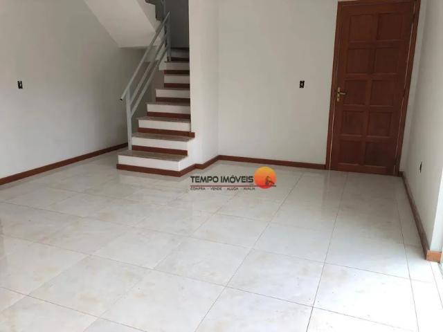 Casa com 3 dormitórios à venda, 180 m² por R$ 700.000,00 Itaipu Niterói/RJ