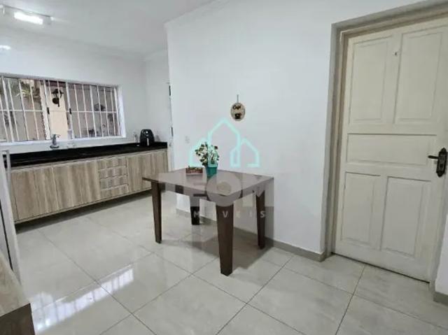 Casa com 3 dormitórios à venda, 190 m² por R$ 720.000,00 Vila Santa Isabel Taubaté/SP