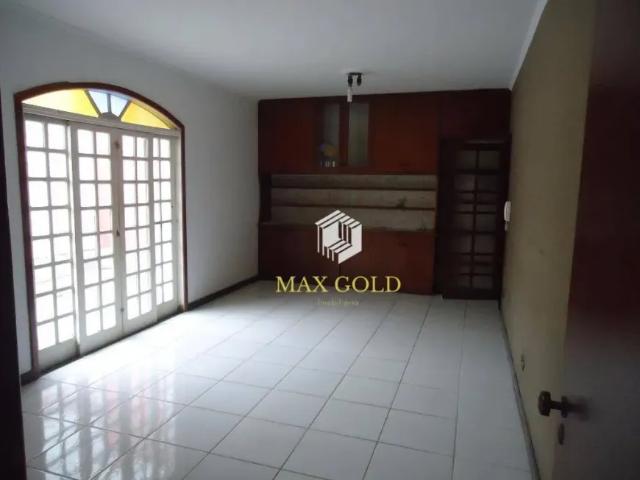 Casa com 3 dormitórios à venda, 240 m² por R$ 800.000,00 Jardim Independência Taubaté/SP