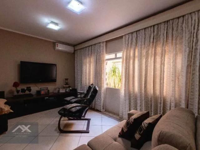 Casa com 3 dormitórios à venda, 246 m² por R$ 790.000,00 Vila Guedes de Azevedo Bauru/SP