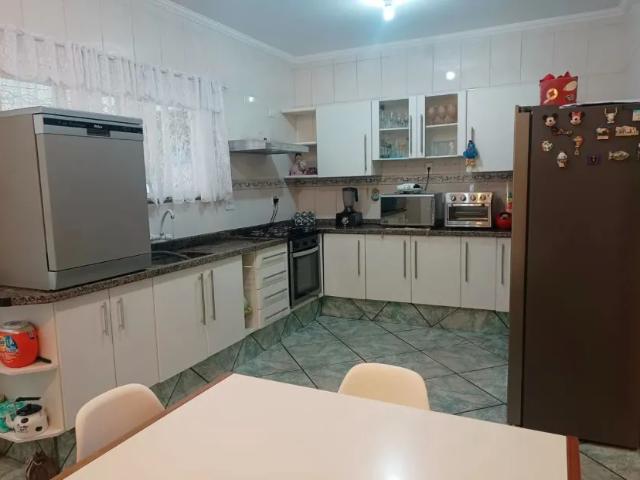 Casa com 3 dormitórios à venda, 267 m² por R$ 750.000,00 Vila Carvalho Sorocaba/SP