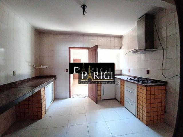Casa com 3 dormitórios à venda, 298 m² por R$ 1.100.000,00 Jardim São Pedro Porto Alegre/RS