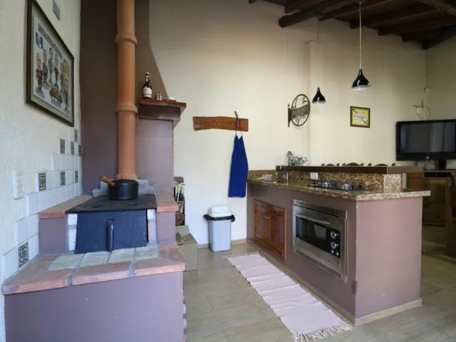 Casa com 3 dormitórios à venda, 217 m² por R$ 1.000.000,00 Cristo Rei São Leopoldo/RS