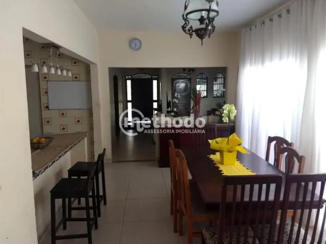 Casa com 3 dormitórios à venda, 215 m² por R$ 1.060.000,00 Nova Campinas /SP