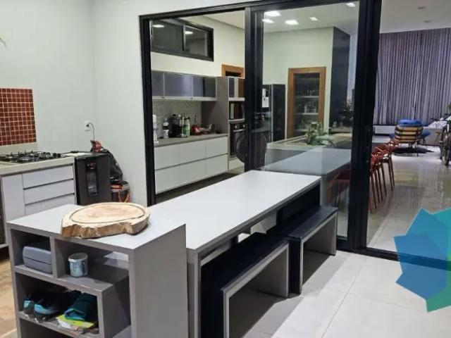 Casa com 3 dormitórios à venda, 215 m² por R$ 1.490.000,00 Residencial Lagos D'Icaraí Salto/SP