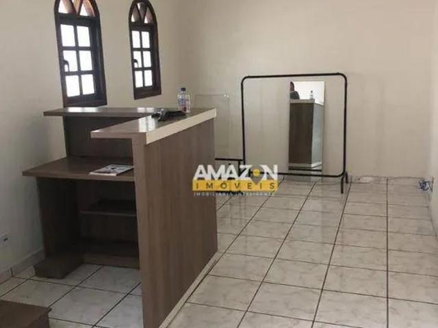 Casa com 3 dormitórios à venda, 220 m² por R$ 583.000,00 Vila São José Taubaté/SP