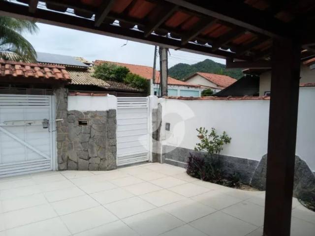 Casa com 3 dormitórios à venda, 225 m² por R$ 670.000,00 Serra Grande Niterói/RJ