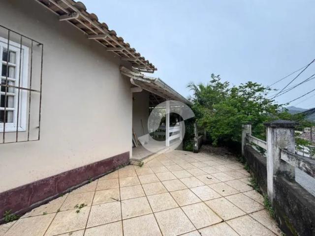 Casa com 3 dormitórios à venda, 300 m² por R$ 550.000,00 Engenho do Mato Niterói/RJ