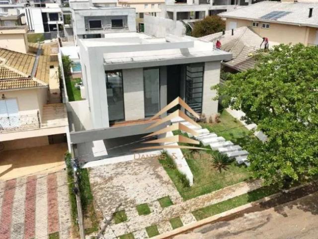 Casa com 3 dormitórios à venda, 304 m² por R$ 2.370.000,00 Figueira Garden Atibaia/SP