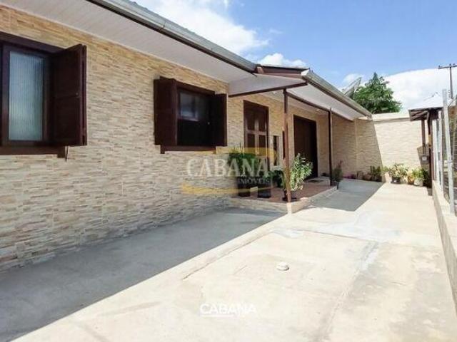 Casa com 3 dormitórios