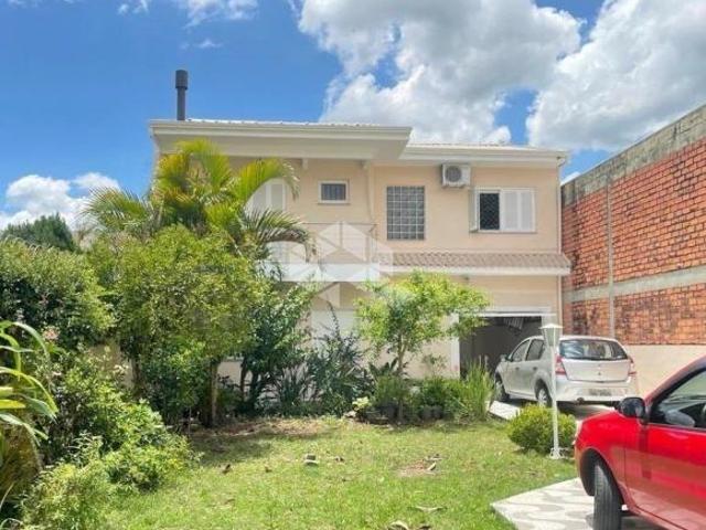 Casa com 3 dormitório sendo uma suíte Ecoville