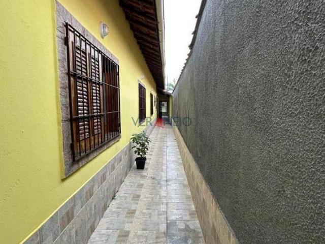 CASA COM 3 DORMITÓRIOS MARACANÃ
