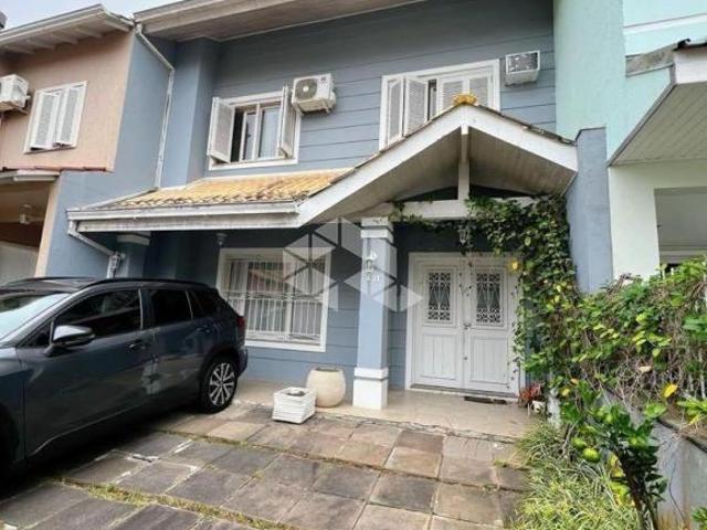 Casa com 3 dormitórios na Hípica, Zona Sul de Porto Alegre, RS