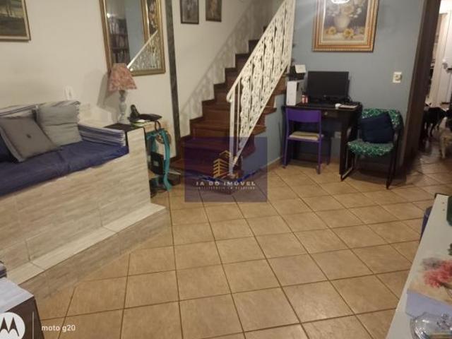 Casa com 3 dormitórios na Vila Mascote!