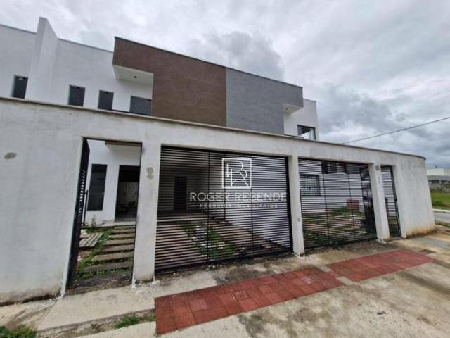 Casa com 3 dormitórios no bairro Guarujá Mansões
