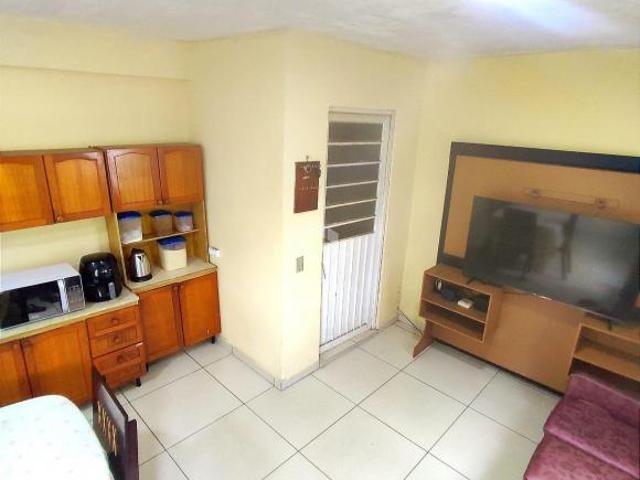 Casa com 3 dormitórios no bairro Igara