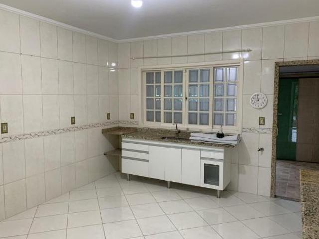 Casa com 3 dormitórios no bairro Solar Dos Lagos