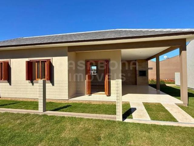 Casa com 3 Dormitórios no Balneário Jardim Olívia