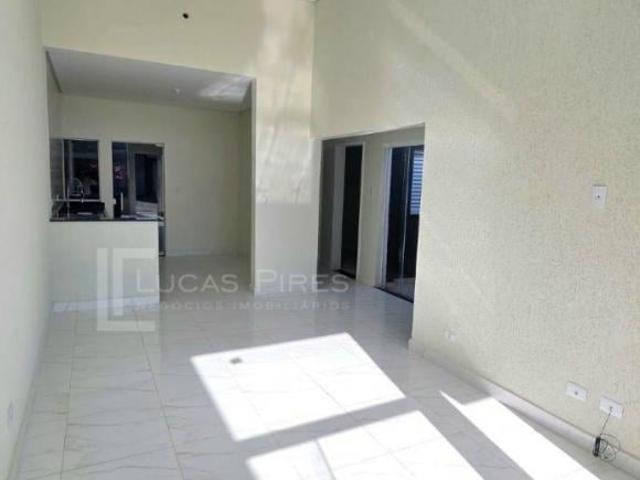 Casa com 3 dormitórios no Condomínio Horto Florestal Villagio