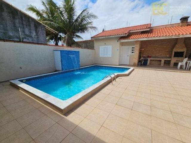 Casa com 3 dormitórios à 200m do mar Maria Helena Novaes Peruíbe/SP