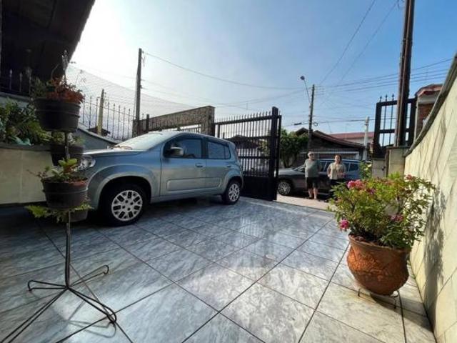 CASA COM 3 DORMITORIOS A 300 METROS DO MAR NO JD IMPERADOR