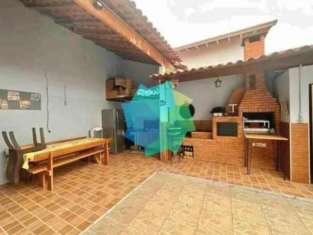 Casa com 3 dormitórios à venda, 105 m² por R$ 585.000 Loteamento Terras de São Pedro e São Paulo