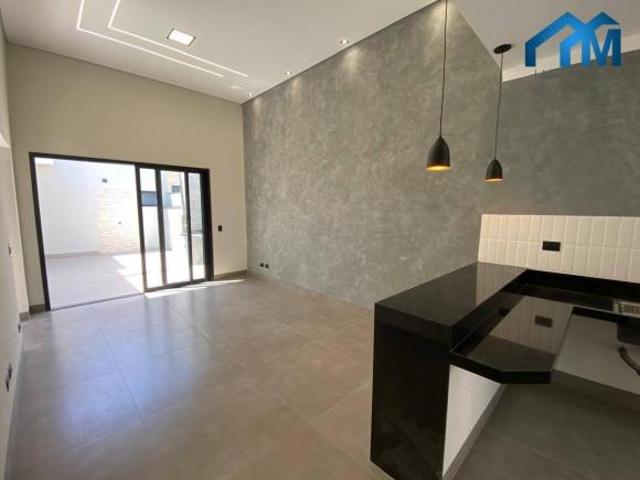 Casa com 3 dormitórios à venda, 105 m² por R$ 810.000,00 Condomínio Village Moutonnée Salto/SP