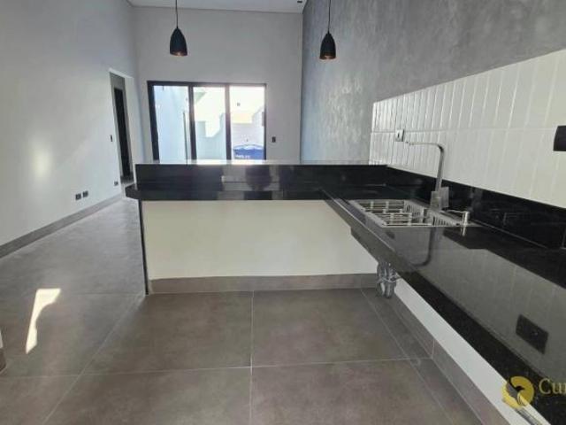 Casa com 3 dormitórios à venda, 106 m² por R$ 830.000,00 Condomínio Village Moutonnée Salto/SP