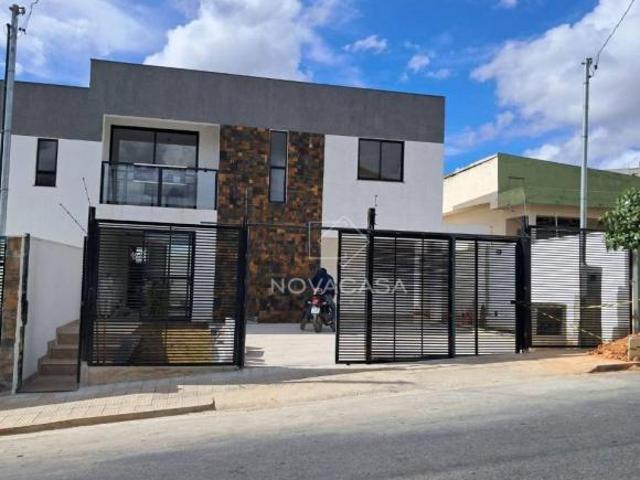 Casa com 3 dormitórios à venda, 108 m² por R$ 1.000.000 Caiçaras Belo Horizonte/MG