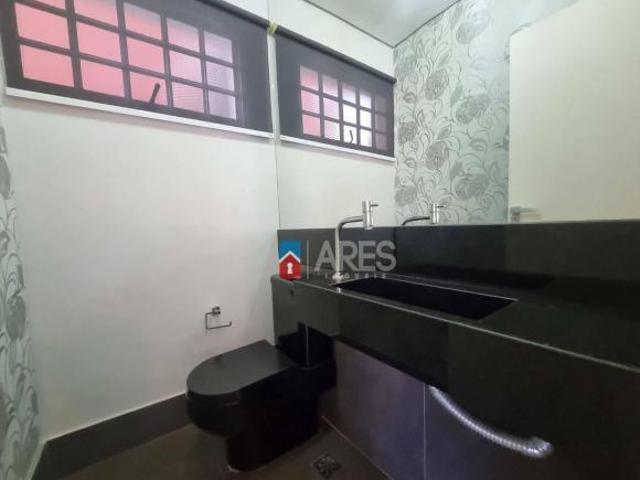 Casa com 3 dormitórios à venda, 108 m² por R$ 1.200.000 Cariobinha Americana/SP