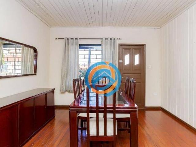 Casa com 3 dormitórios à venda, 108 m² por R$ 680.000,00 Capão Raso Curitiba/PR