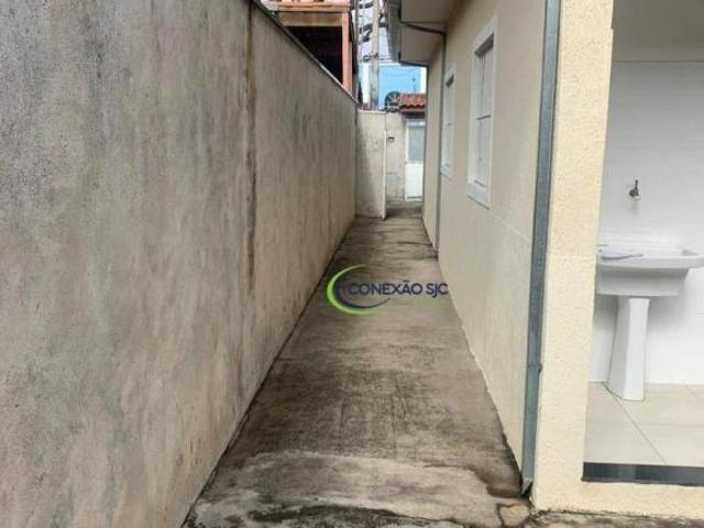 Casa com 3 dormitórios à venda, 109 m² por R$ 680.000,00 Jardim Oriente São José dos Campos/SP