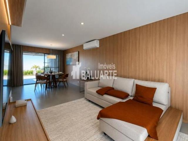 Casa com 3 dormitórios à venda, 109 m² por R$ 745.000,00 Chácara Dora Araçariguama/SP