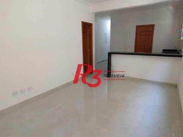 Casa com 3 dormitórios à venda, 100 m² por R$ 1.060.000,00 Embaré Santos/SP