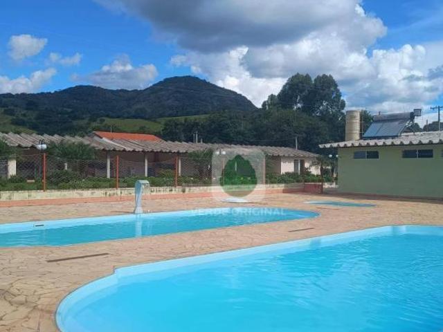 Casa com 3 dormitórios à venda, 100 m² por R$ 350.000,00 Zona Rural Paraisópolis/MG