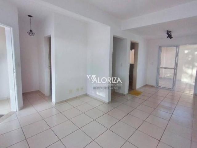 Casa com 3 dormitórios à venda, 100 m² por R$ 620.000,00 Condomínio Residencial Villa dos Pinheiro