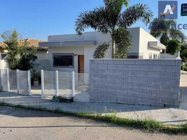 Casa com 3 dormitórios à venda, 100 m² por R$ 800.000,00 Vila Pasti Louveira/SP