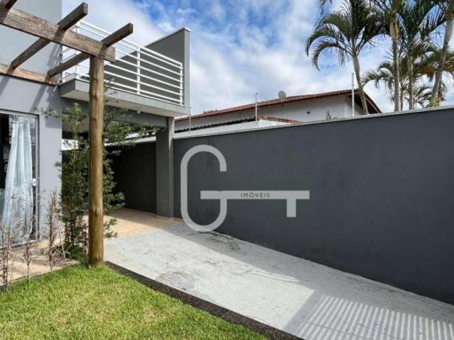 Casa com 3 dormitórios à venda, 102 m² por R$ 650.000,00 Centro Peruíbe/SP
