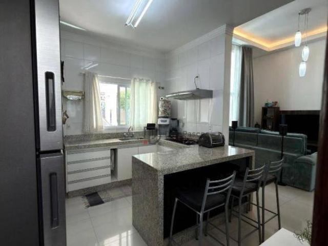 Casa com 3 dormitórios à venda, 102 m² por R$ 850.000,00 Condomínio Villaggio di Itaici Indaiatu