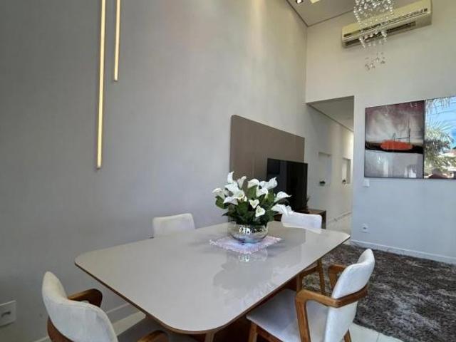 Casa com 3 dormitórios à venda, 102m por R$850.000,00 Condomínio Villaggio Ipa