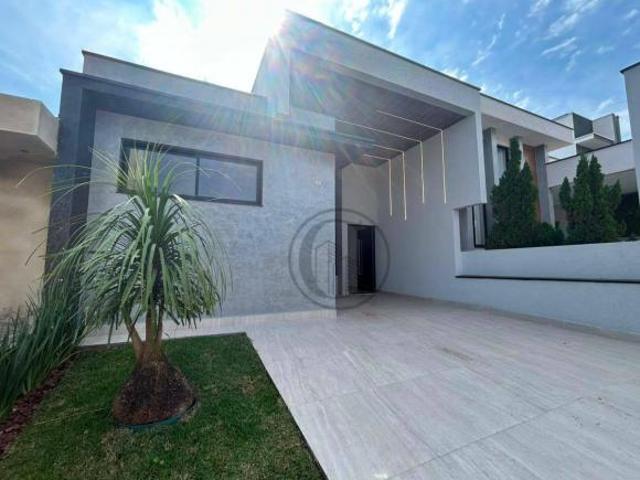 Casa com 3 dormitórios à venda, 114 m² por R$ 815.000,00 Horto Florestal Villagio Sorocaba/SP
