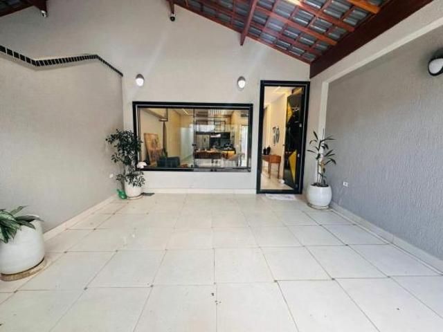 Casa com 3 dormitórios à venda, 115 m² por R$ 998.000,00 Caiçara Praia Grande/SP